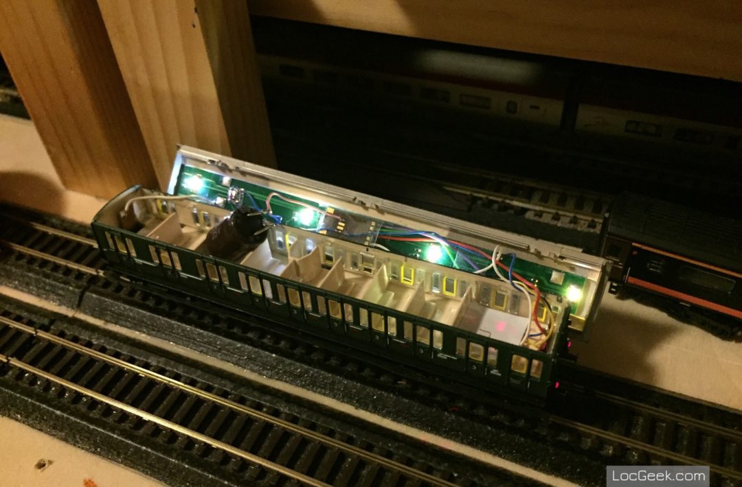 Old Arnold ES88 railcar DCC conversion | LocGeek