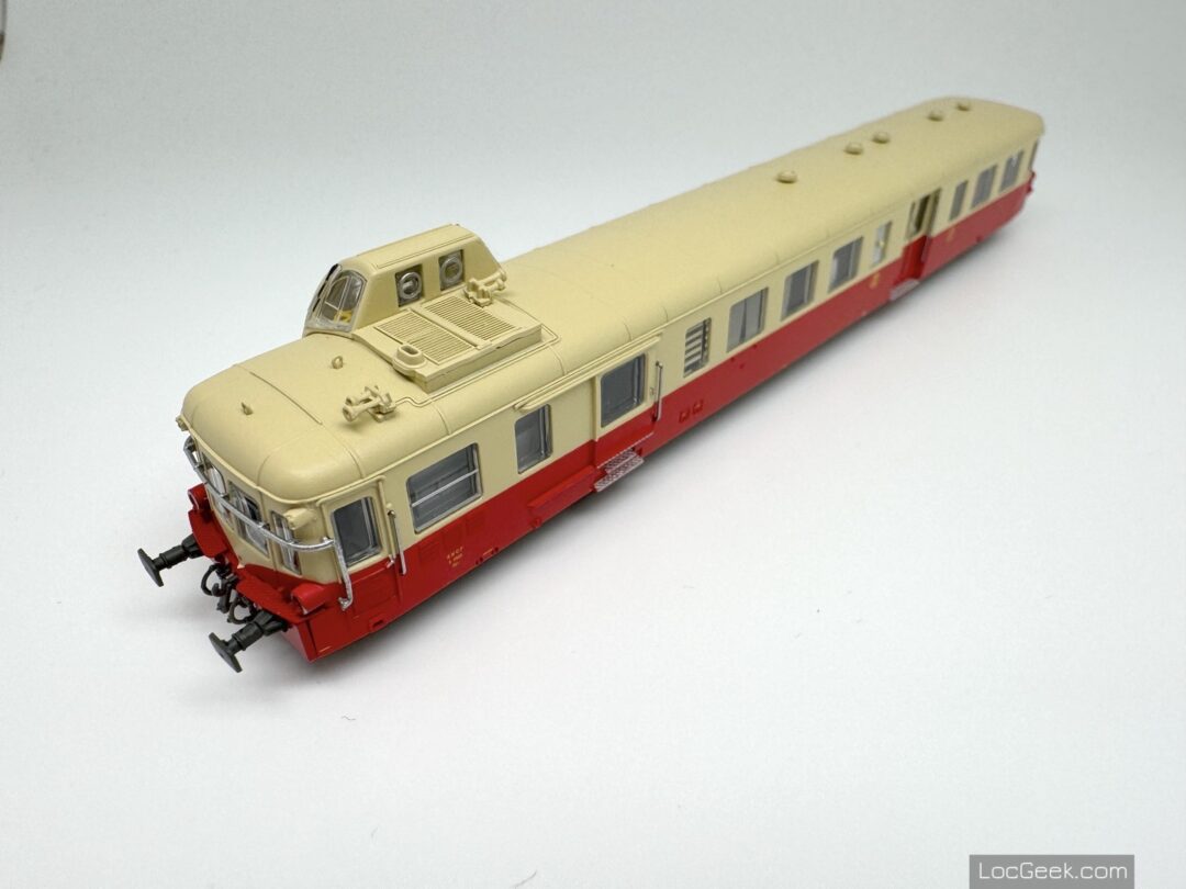 SNCF "Picasso" (X3800) railcar: a great N scale model | LocGeek